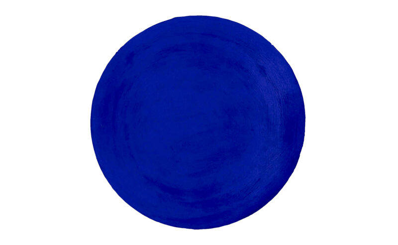 Black and blue: registered and exclusive colors?